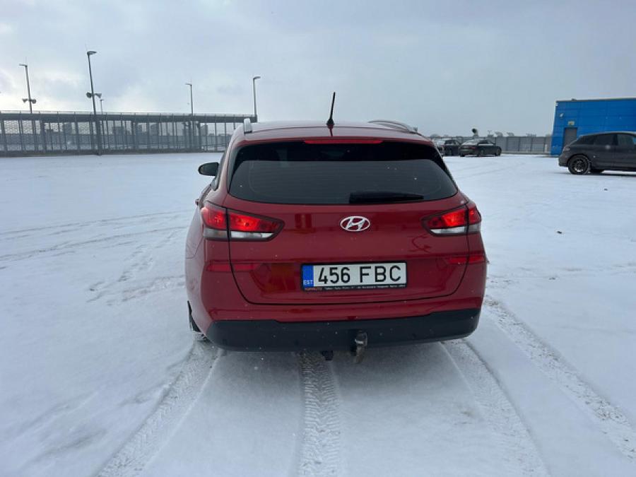 Хендай i30 2018 в Таллин, объемом двигателя 1.60 л и пробегом 220 тыс. км за 6400 €, фото 5 на AUTOMOTO.COM.LV