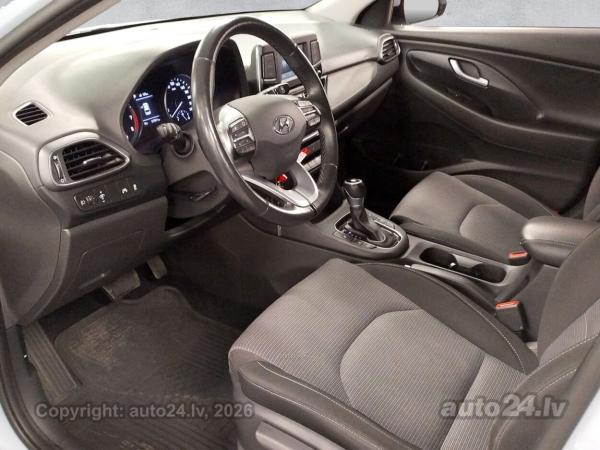 Hyundai i30 2019 in Tallinn, with an engine capacity of 1.40 L and mileage of 108 thousand km for 10990 €, photo 3 on AUTOMOTO.COM.LV