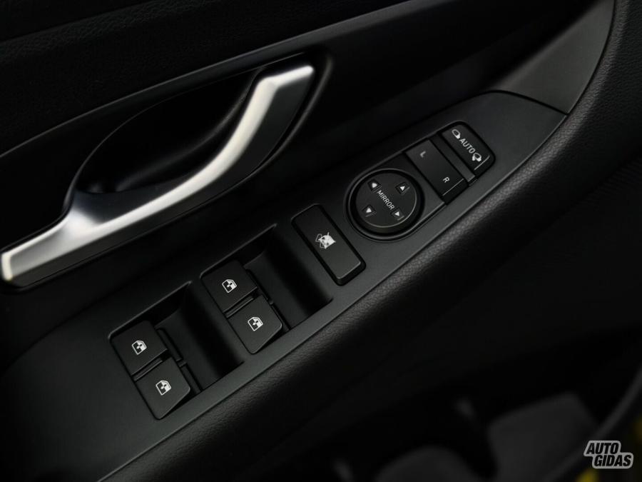 Hyundai i30 2019 Avižieniai, ar dzinēja tilpumu 1.60 L un nobraukumu 144 tūkst. km par 7800 €, foto 20 vietnē AUTOMOTO.COM.LV