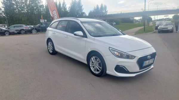 Hyundai i30 2019 KauÅa vietnÄ Hyundai i30 2019 KauÅa, ar dzinÄja tilpumu 1.60 L un nobraukumu 208 tÅ«kst. km par 6600 ā¬, foto 6 vietnÄ AUTOMOTO.COM.LV