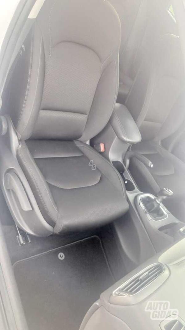 Hyundai i30 2019 KauÅa vietnÄ Hyundai i30 2019 KauÅa, ar dzinÄja tilpumu 1.60 L un nobraukumu 208 tÅ«kst. km par 6600 ā¬, foto 11 vietnÄ AUTOMOTO.COM.LV