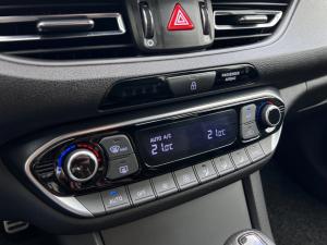 Хендай i30 2021 в Рига, объемом двигателя 1.60 л и пробегом 69 тыс. км за 18850 €, фото 6 на AUTOMOTO.COM.LV