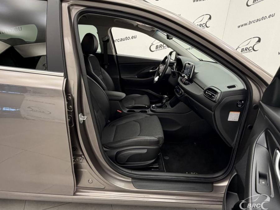 Hyundai i30 2022 Viļņa, ar dzinēja tilpumu 1.48 L un nobraukumu 43 tūkst. km par 17900 €, foto 5 vietnē AUTOMOTO.COM.LV