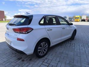 Balts Hyundai i30 2017 Tauragė, ar dzinēja tilpumu 1.58 L un nobraukumu 220 tūkst. km par 6300 €, foto 4 vietnē AUTOMOTO.COM.LV