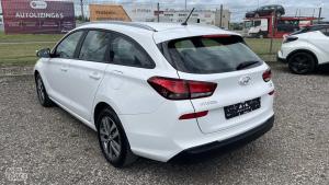 White Hyundai i30 2019 in Marijampole, with an engine capacity of 1.60 L and mileage of 119 thousand km for 8650 €, photo 10 on AUTOMOTO.COM.LV