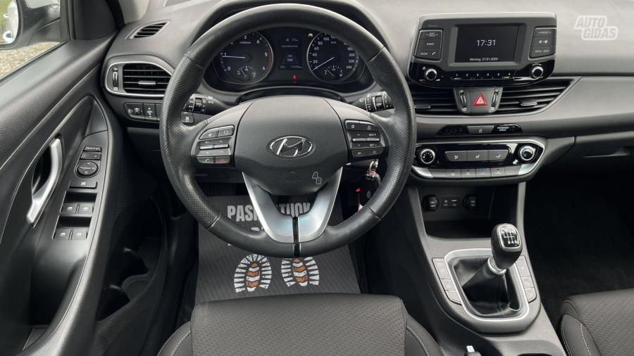 White Hyundai i30 2019 in Marijampole, with an engine capacity of 1.60 L and mileage of 119 thousand km for 8650 €, photo 16 on AUTOMOTO.COM.LV
