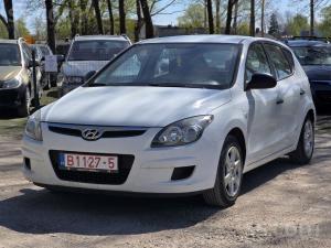 Balts Hyundai i30 2009 Liepāja, ar dzinēja tilpumu 1.40 L un nobraukumu 178 tūkst. km par 2990 €, foto 1 vietnē AUTOMOTO.COM.LV
