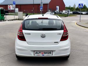 Balts Hyundai i30 2009 Šauļi, ar dzinēja tilpumu 1.60 L un nobraukumu 172 tūkst. km par 1950 €, foto 7 vietnē AUTOMOTO.COM.LV