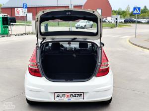 Balts Hyundai i30 2009 Šauļi, ar dzinēja tilpumu 1.60 L un nobraukumu 172 tūkst. km par 1950 €, foto 8 vietnē AUTOMOTO.COM.LV