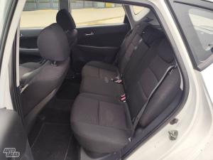 Balts Hyundai i30 2009 Šauļi, ar dzinēja tilpumu 1.60 L un nobraukumu 172 tūkst. km par 1950 €, foto 17 vietnē AUTOMOTO.COM.LV