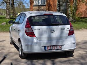 Balts Hyundai i30 2009 Rīga, ar dzinēja tilpumu 1.40 L un nobraukumu 178 tūkst. km par 2990 €, foto 15 vietnē AUTOMOTO.COM.LV