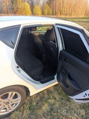 Balts Hyundai i30 2011 Ogre, ar dzinēja tilpumu 1.40 L un nobraukumu 123 tūkst. km par 3200 €, foto 10 vietnē AUTOMOTO.COM.LV