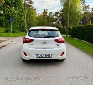 Balts Hyundai i30 2012 Tallina, ar dzinēja tilpumu 1.60 L un nobraukumu 239 tūkst. km par 3490 €, foto 7 vietnē AUTOMOTO.COM.LV