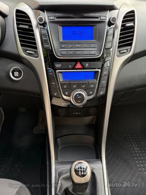 Balts Hyundai i30 2012 Tallina, ar dzinēja tilpumu 1.60 L un nobraukumu 239 tūkst. km par 3490 €, foto 12 vietnē AUTOMOTO.COM.LV