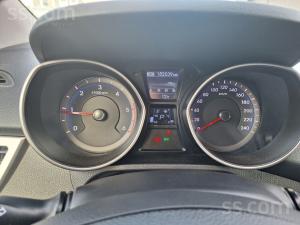 Balts Hyundai i30 2012 Rīga, ar dzinēja tilpumu 1.60 L un nobraukumu 182 tūkst. km par 5500 €, foto 13 vietnē AUTOMOTO.COM.LV