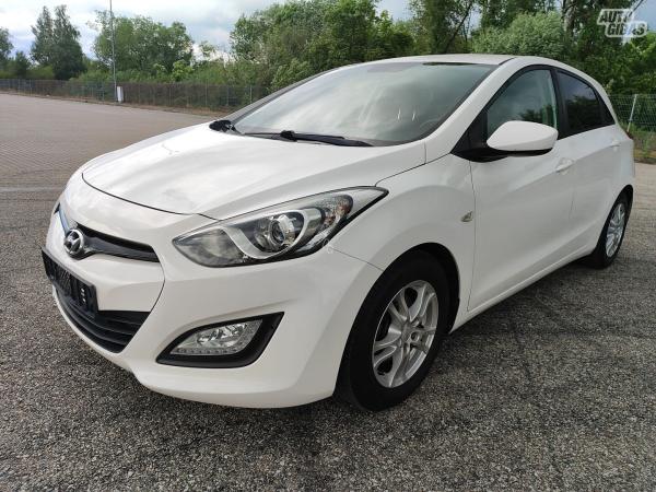 Balts Hyundai i30 2012 Marijampole, ar dzinēja tilpumu 1.60 L un nobraukumu 212 tūkst. km par 3950 €, foto 1 vietnē AUTOMOTO.COM.LV