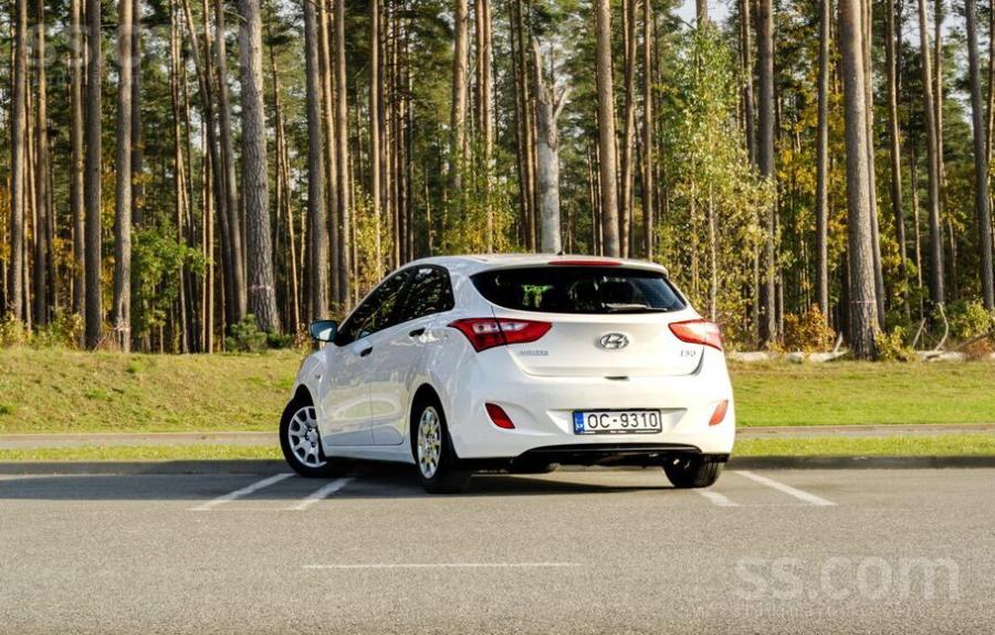 Balts Hyundai i30 2013 Rīga, ar dzinēja tilpumu 1.40 L un nobraukumu 274 tūkst. km par 3990 €, foto 9 vietnē AUTOMOTO.COM.LV
