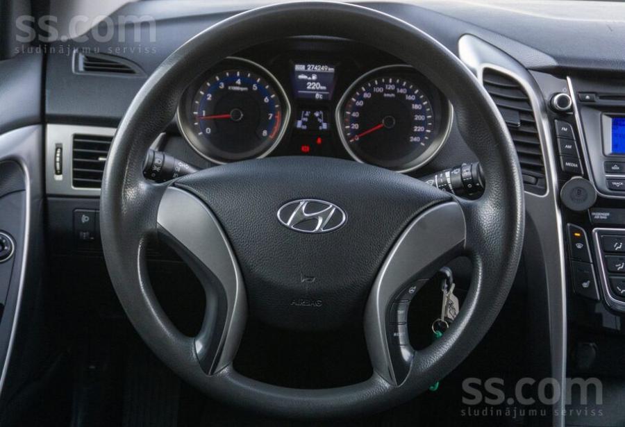 Balts Hyundai i30 2013 Rīga, ar dzinēja tilpumu 1.40 L un nobraukumu 274 tūkst. km par 3990 €, foto 15 vietnē AUTOMOTO.COM.LV