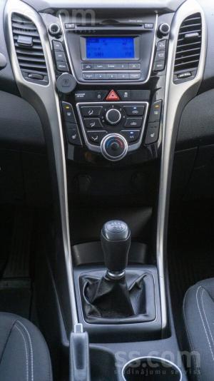 Balts Hyundai i30 2013 Rīga, ar dzinēja tilpumu 1.40 L un nobraukumu 274 tūkst. km par 3990 €, foto 14 vietnē AUTOMOTO.COM.LV