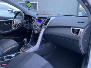 Balts Hyundai i30 2013 Šauļi, ar dzinēja tilpumu 1.40 L un nobraukumu 244 tūkst. km par 2999 €, foto 10 vietnē AUTOMOTO.COM.LV
