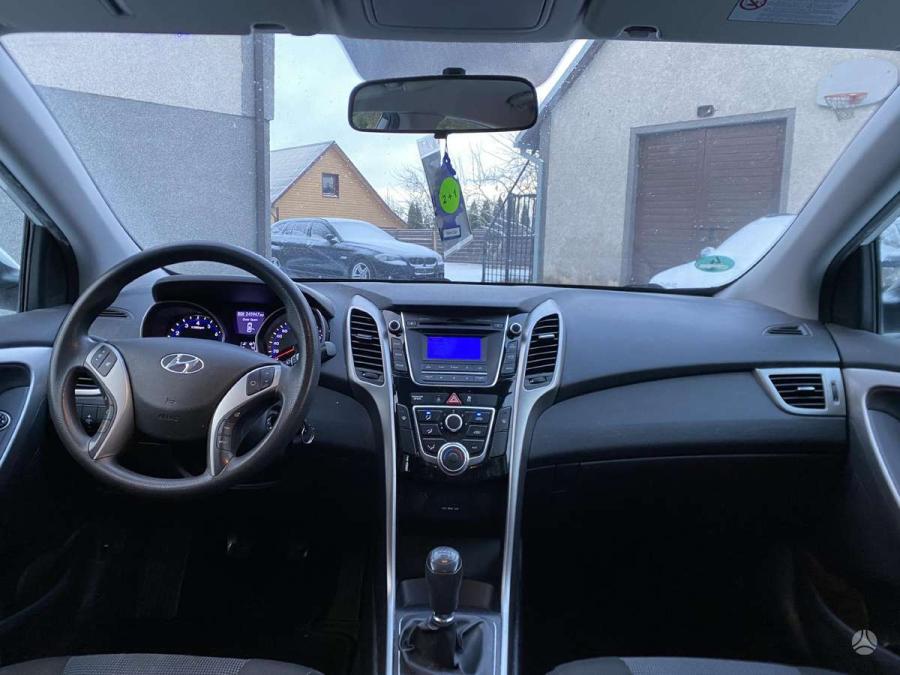 Balts Hyundai i30 2013 Šauļi, ar dzinēja tilpumu 1.40 L un nobraukumu 244 tūkst. km par 2999 €, foto 11 vietnē AUTOMOTO.COM.LV
