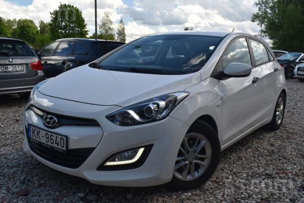 Белый Хендай i30 2013 в Кулдига, объемом двигателя 1.40 л и пробегом 0 тыс. км за 3990 €, фото 1 на AUTOMOTO.COM.LV