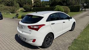 Белый Хендай i30 2013 в Электренай, объемом двигателя 1.40 л и пробегом 240 тыс. км за 3900 €, фото 5 на AUTOMOTO.COM.LV