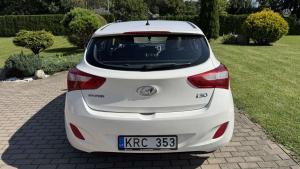 Белый Хендай i30 2013 в Электренай, объемом двигателя 1.40 л и пробегом 240 тыс. км за 3900 €, фото 6 на AUTOMOTO.COM.LV