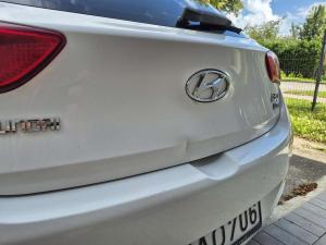 Balts Hyundai i30 2013 Šauļi, ar dzinēja tilpumu 1.58 L un nobraukumu 271 tūkst. km par 4200 €, foto 17 vietnē AUTOMOTO.COM.LV