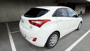 Balts Hyundai i30 2013 Tallina, ar dzinēja tilpumu 1.40 L un nobraukumu 186 tūkst. km par 3500 €, foto 11 vietnē AUTOMOTO.COM.LV