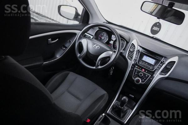 Balts Hyundai i30 2014 Rīga, ar dzinēja tilpumu 1.40 L un nobraukumu 224 tūkst. km par 3990 €, foto 8 vietnē AUTOMOTO.COM.LV