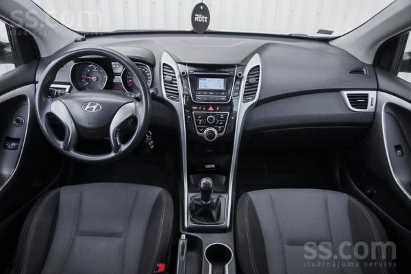 Balts Hyundai i30 2014 Rīga, ar dzinēja tilpumu 1.40 L un nobraukumu 224 tūkst. km par 3990 €, foto 9 vietnē AUTOMOTO.COM.LV