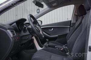 Белый Хендай i30 2014 в Рига, объемом двигателя 1.40 л и пробегом 224 тыс. км за 3990 €, фото 16 на AUTOMOTO.COM.LV