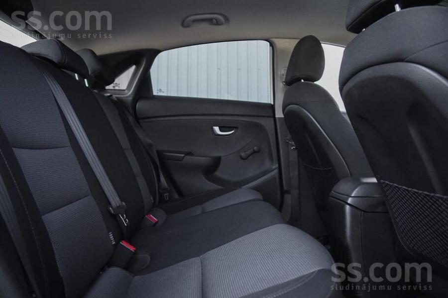 Белый Хендай i30 2014 в Рига, объемом двигателя 1.40 л и пробегом 224 тыс. км за 3990 €, фото 17 на AUTOMOTO.COM.LV