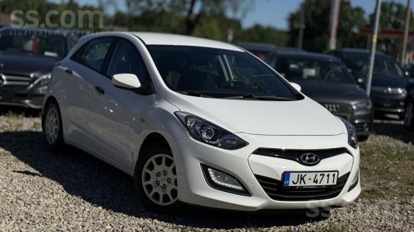 Белый Хендай i30 2014 в Рига, объемом двигателя 1.40 л и пробегом 188 тыс. км за 3590 €, фото 1 на AUTOMOTO.COM.LV