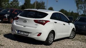 Белый Хендай i30 2014 в Рига, объемом двигателя 1.40 л и пробегом 188 тыс. км за 3590 €, фото 4 на AUTOMOTO.COM.LV