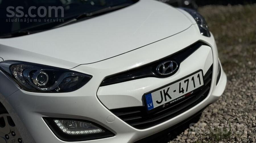 Белый Хендай i30 2014 в Рига, объемом двигателя 1.40 л и пробегом 188 тыс. км за 3590 €, фото 6 на AUTOMOTO.COM.LV
