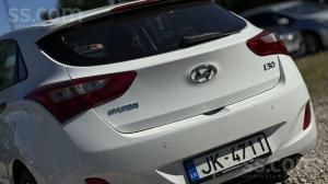 Белый Хендай i30 2014 в Рига, объемом двигателя 1.40 л и пробегом 188 тыс. км за 3590 €, фото 7 на AUTOMOTO.COM.LV