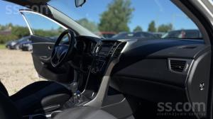 Белый Хендай i30 2014 в Рига, объемом двигателя 1.40 л и пробегом 188 тыс. км за 3590 €, фото 9 на AUTOMOTO.COM.LV