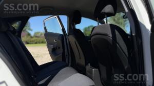Белый Хендай i30 2014 в Рига, объемом двигателя 1.40 л и пробегом 188 тыс. км за 3590 €, фото 10 на AUTOMOTO.COM.LV