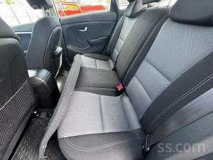 White Hyundai i30 2014 in Riga, with an engine capacity of 1.40 L and mileage of 185 thousand km for 3900 €, photo 9 on AUTOMOTO.COM.LV