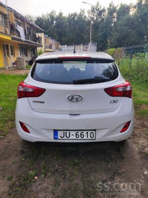 Белый Хендай i30 2014 в Рига, объемом двигателя 1.40 л и пробегом 178 тыс. км за 3200 €, фото 4 на AUTOMOTO.COM.LV
