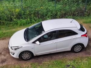 Белый Хендай i30 2014 в Рига, объемом двигателя 1.40 л и пробегом 178 тыс. км за 3200 €, фото 7 на AUTOMOTO.COM.LV