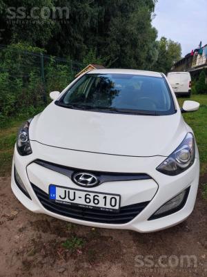 Белый Хендай i30 2014 в Рига, объемом двигателя 1.40 л и пробегом 178 тыс. км за 3200 €, фото 9 на AUTOMOTO.COM.LV