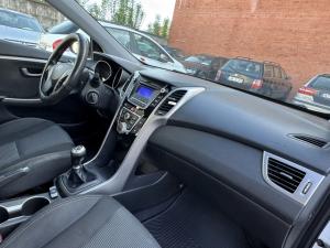 Белый Хендай i30 2016 в Рига, объемом двигателя 1.40 л и пробегом 165 тыс. км за 7500 €, фото 17 на AUTOMOTO.COM.LV