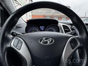 White Hyundai i30 2016 in Daugavpils, with an engine capacity of 1.40 L and mileage of 0 thousand km for 5950 €, photo 22 on AUTOMOTO.COM.LV