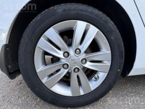 White Hyundai i30 2016 in Daugavpils, with an engine capacity of 1.40 L and mileage of 0 thousand km for 5950 €, photo 26 on AUTOMOTO.COM.LV