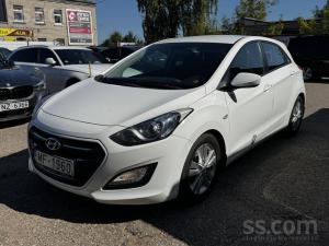 Белый Хендай i30 2016 в Даугавпилс, объемом двигателя 1.40 л и пробегом 0 тыс. км за 4500 €, фото 4 на AUTOMOTO.COM.LV