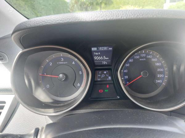 Balts Hyundai i30 2016 Prienai, ar dzinēja tilpumu 1.58 L un nobraukumu 183 tūkst. km par 6500 €, foto 9 vietnē AUTOMOTO.COM.LV