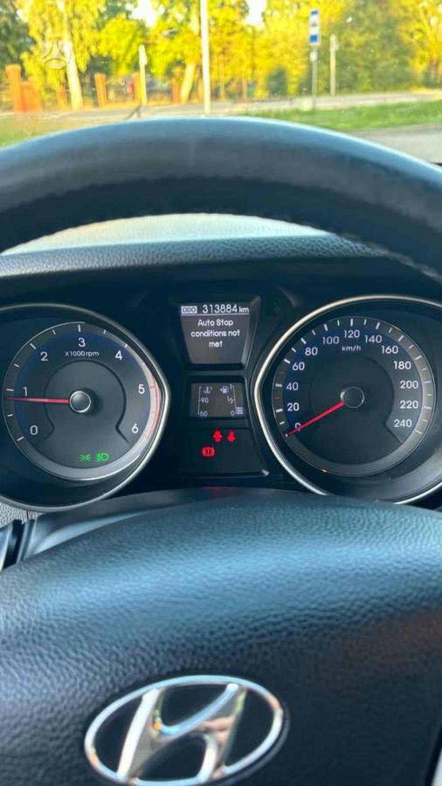 Balts Hyundai i30 2016 Viļņa, ar dzinēja tilpumu 1.58 L un nobraukumu 312 tūkst. km par 2999 €, foto 7 vietnē AUTOMOTO.COM.LV